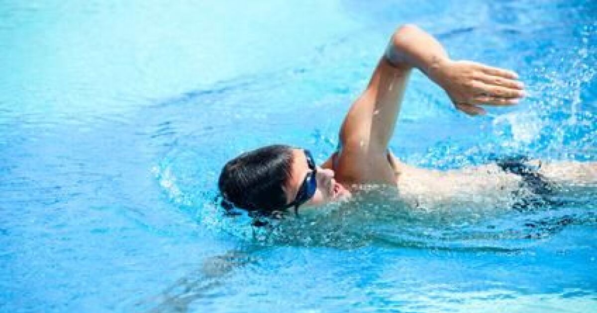 Apprendre le crawl : techniques de nage