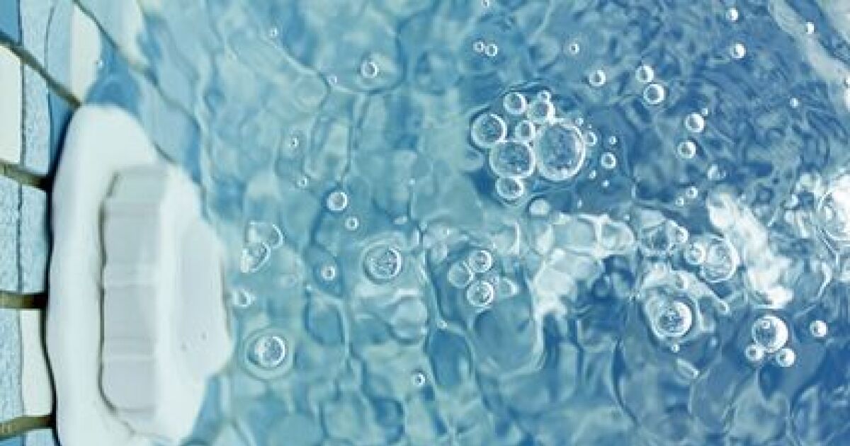 Buses de refoulement piscine et problème de pression : que faire