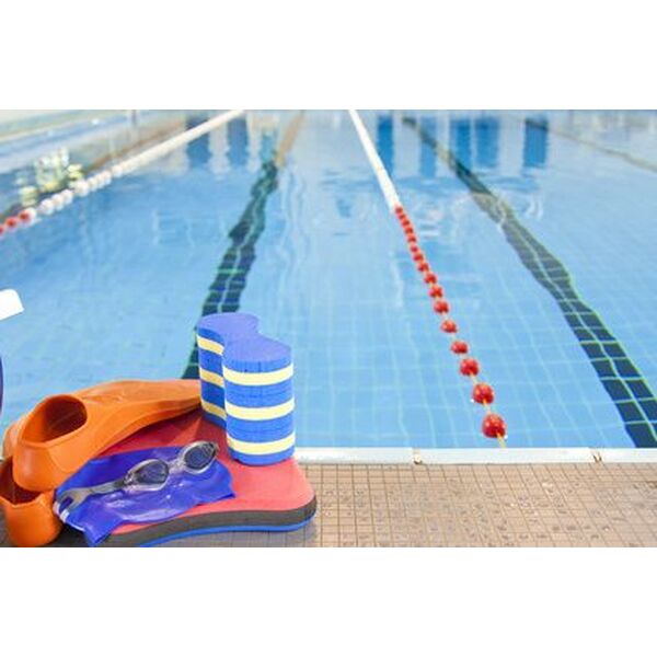 Choisir son équipement pour nager - Guide-Piscine.fr