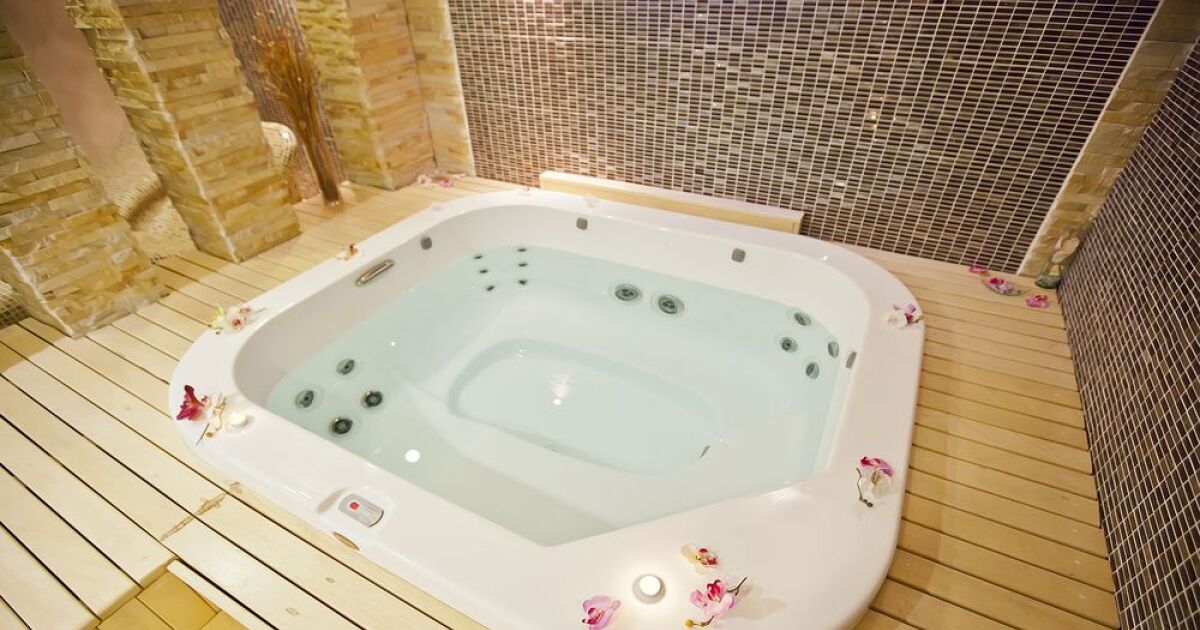 Comment installer un spa encastrable : intérieur, extérieur, pose