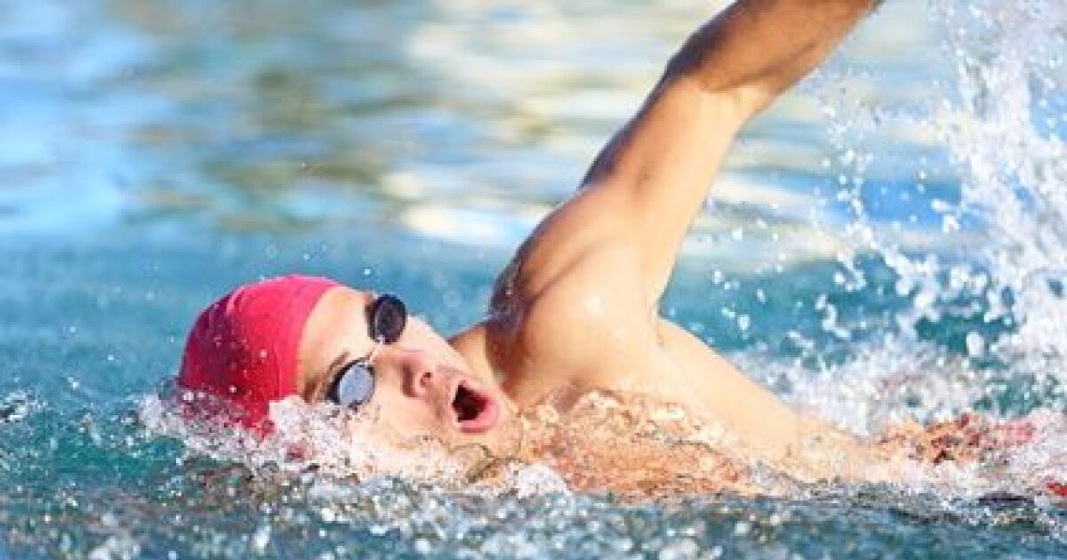 Comment progresser en natation ? Nos astuces pour s'entrainer à la piscine