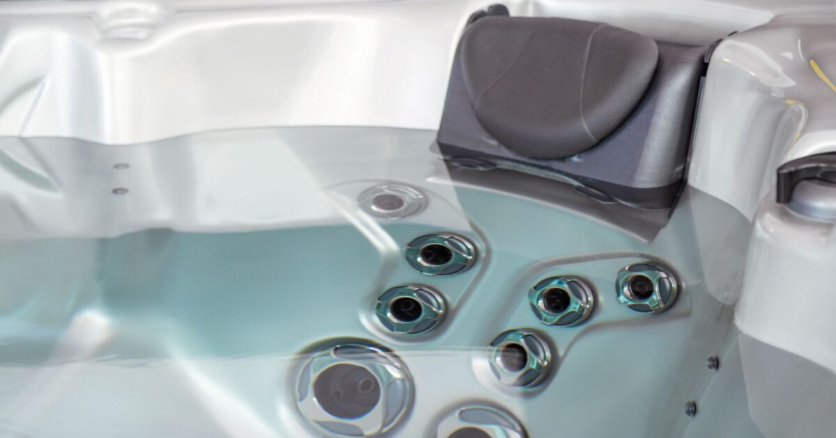 Les buses de massage dans un spa