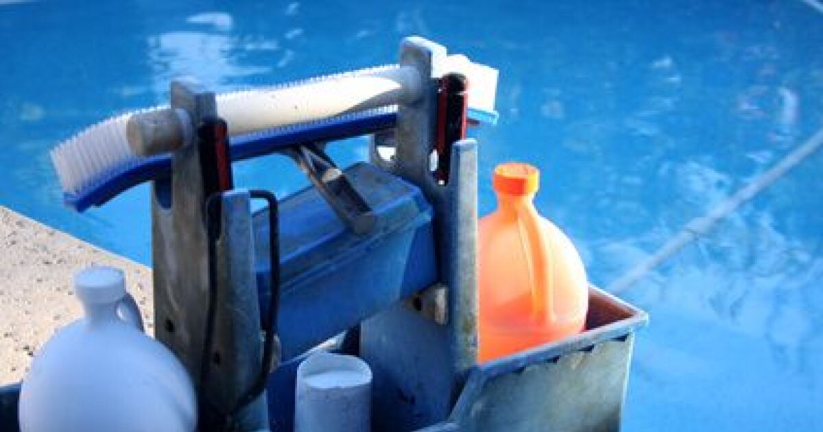 Où stocker les produits de traitement de l'eau d'une piscine